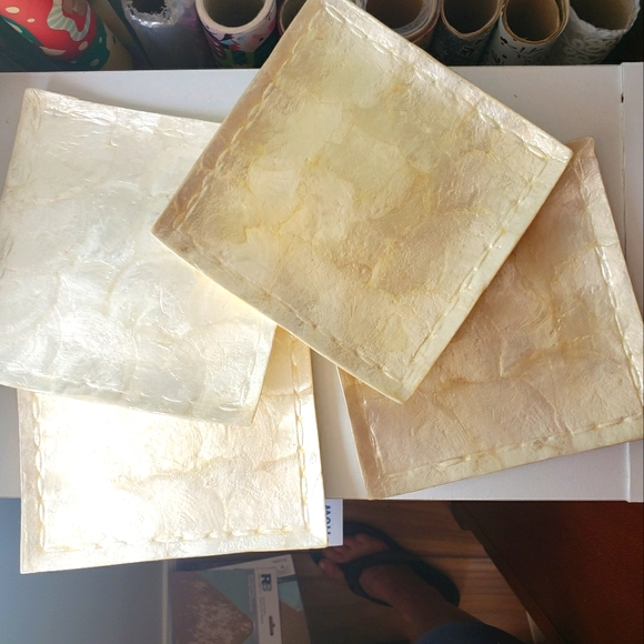 Accents | Lot Of 4 Ivory Pearl Capiz Shell Candle Trays | Poshmark